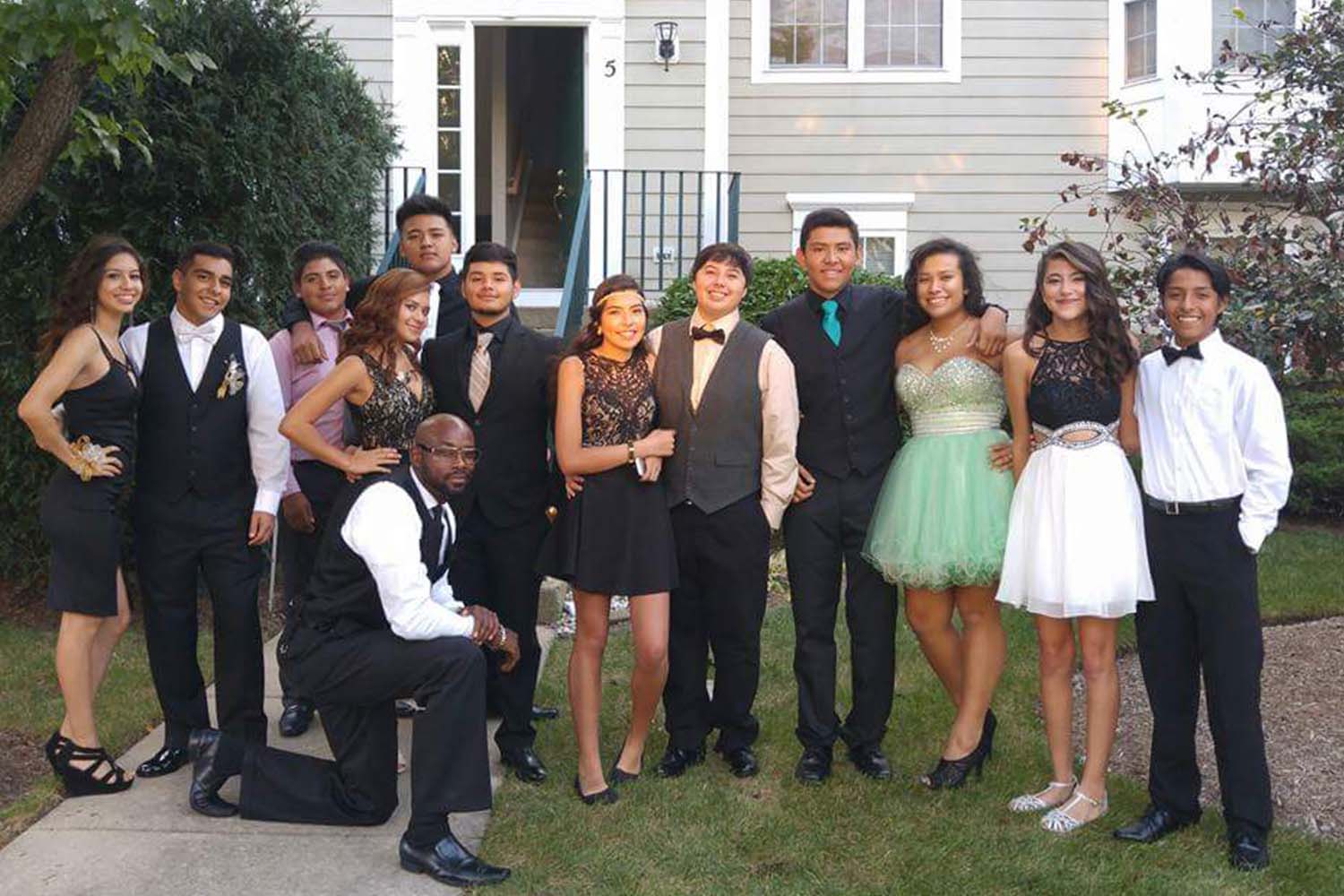 Midwest Coach Limo | Prom Transportation