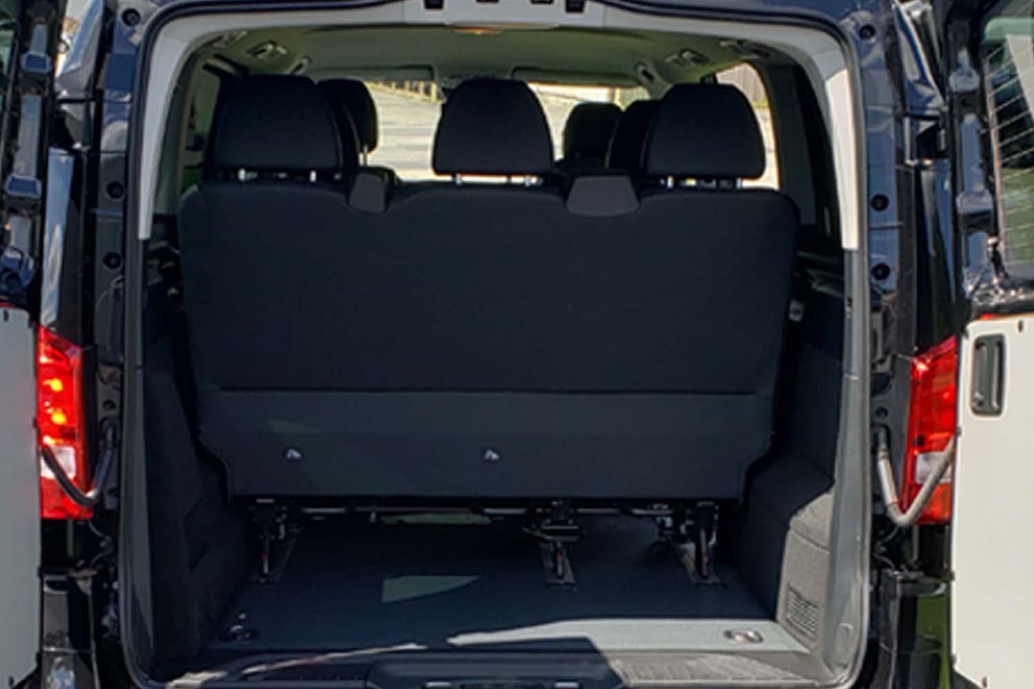 Midwest Coach Limo | Mercedes Benz Metris